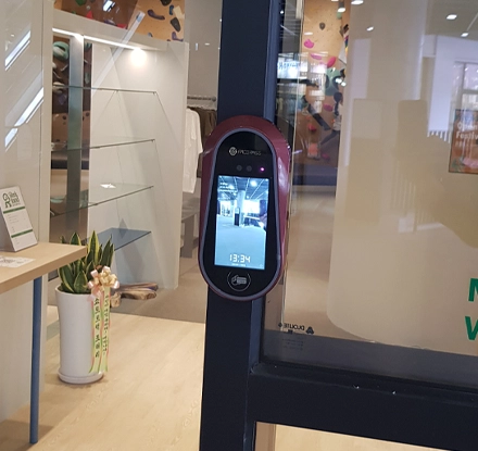 入退室管理・顔認証・指紋認証・虹彩認証｜KJTECH japan